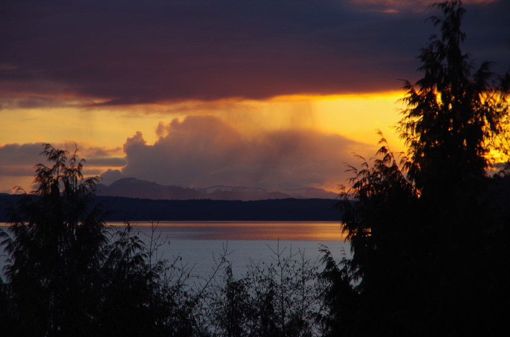 The prettiest sunsets in all of British Columbia | Lost in the Wanderness